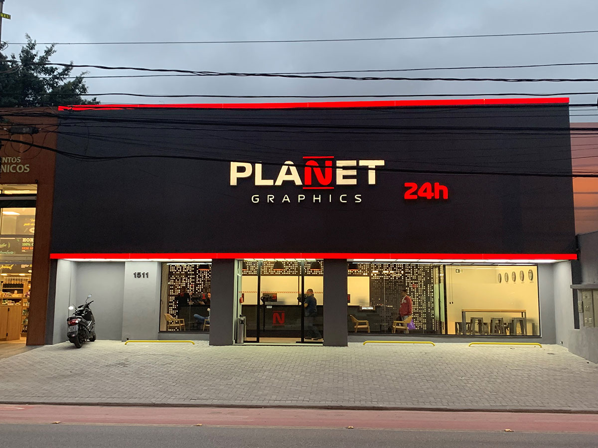 Planet Graphics, gráfica rápida aberta 24 horas!